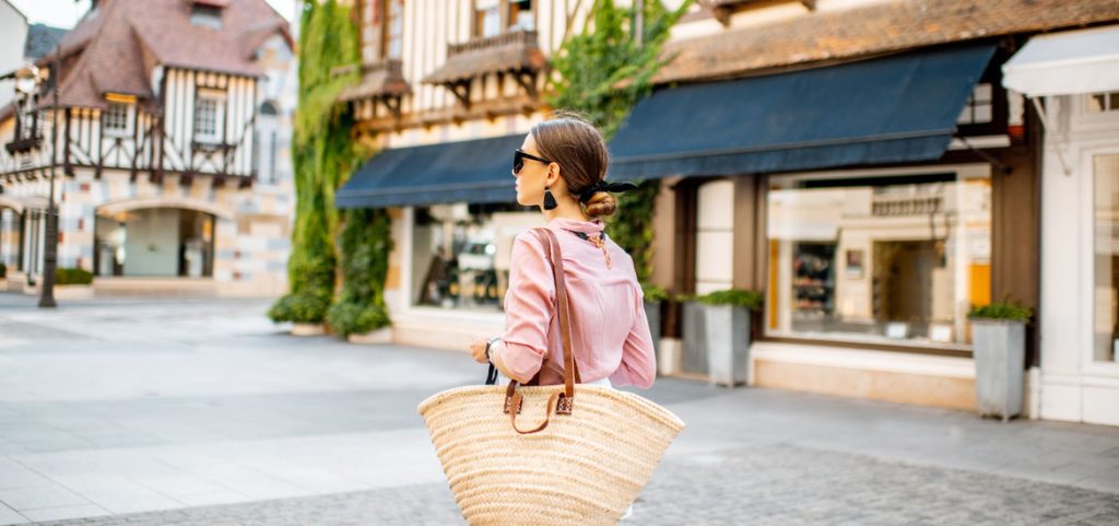 The world's most beautiful streets that will please your eyes & melt ...