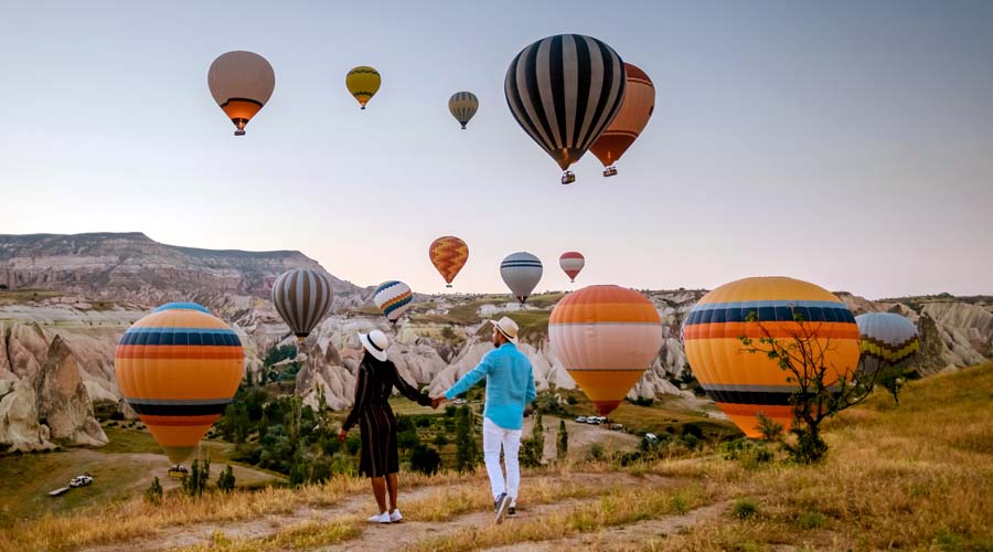 Most Romantic holiday destinations for Valentine's Day travel