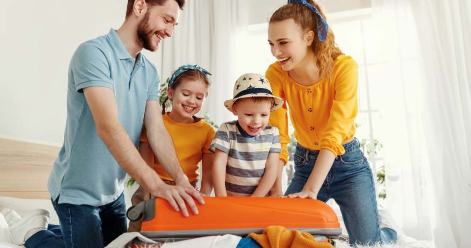 Travel Tips: How to Pack a Suitcase Efficiently